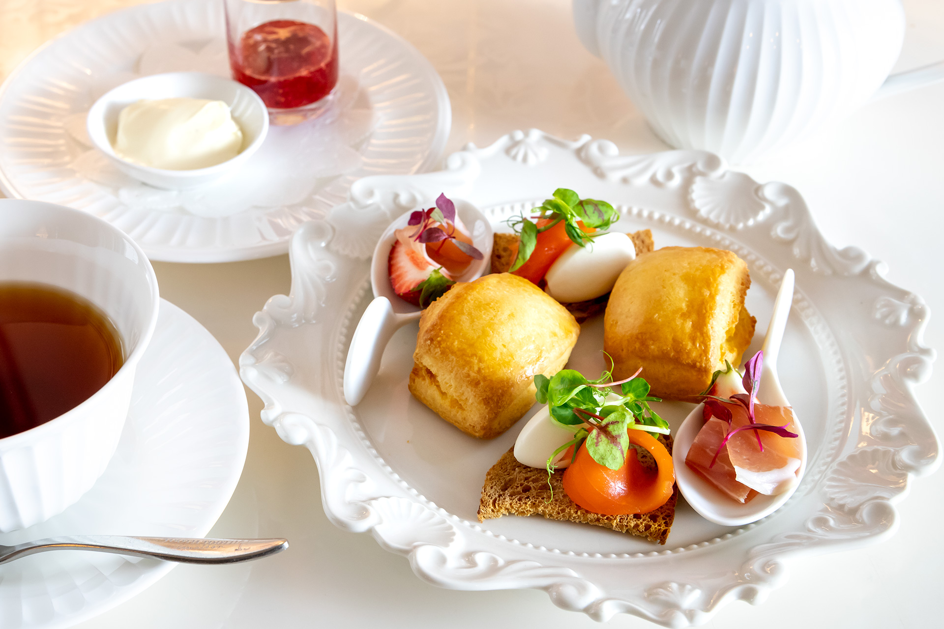 神戸旧居留地の異人館で愉しむ、春めく苺のアフタヌーンティー。/ TOOTH TOOTH maison 15th - TOOTH TOOTH ...